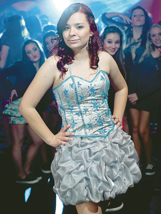 Os 15 anos Andrea, Chá Flor da Vida, Baile do Chopp na Bierhaus e The ...